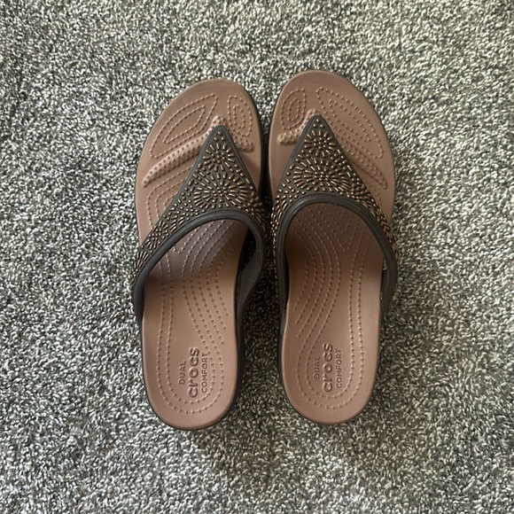 CROCS | Shoes | Crocs Women Sandals 8 | Poshmark